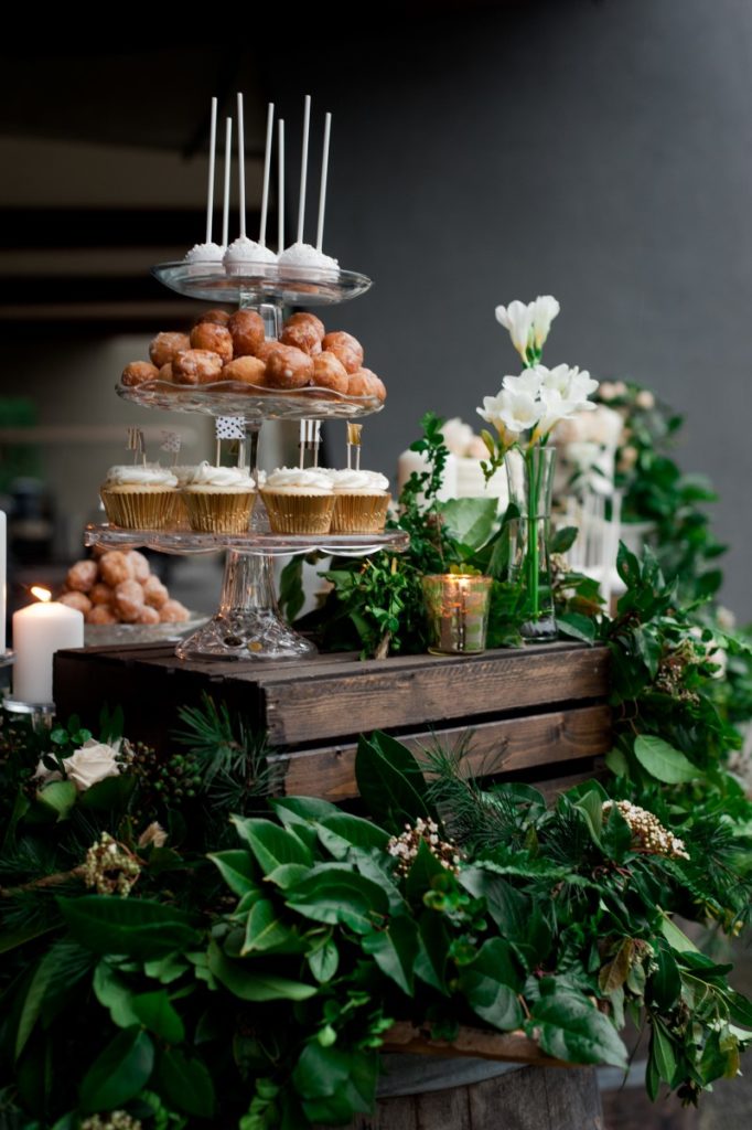 Gorgeous Greenery and Sweet Cakes Make For West Coast Wedding Inspo ...