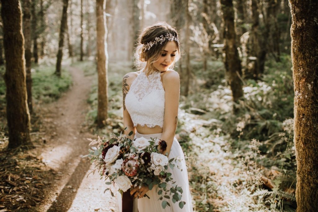 The West Coast Wedding of Taylor & Sheldon on the Lake