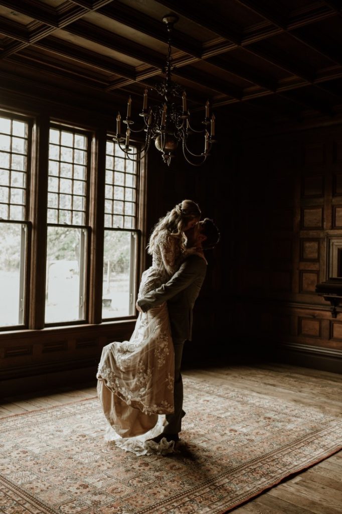 Rustic Romance on Vancouver Island | West Coast Weddings