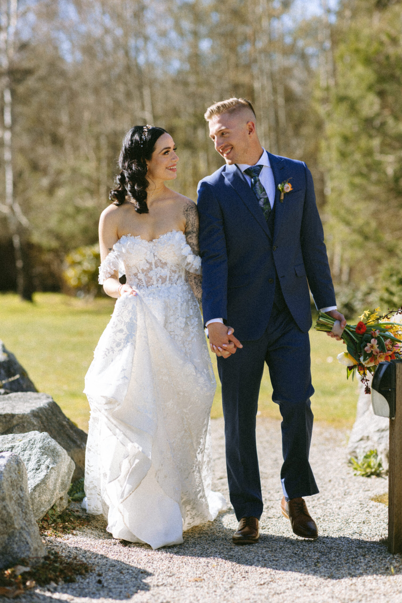 Beautiful Botanical Garden Wedding | West Coast Weddings